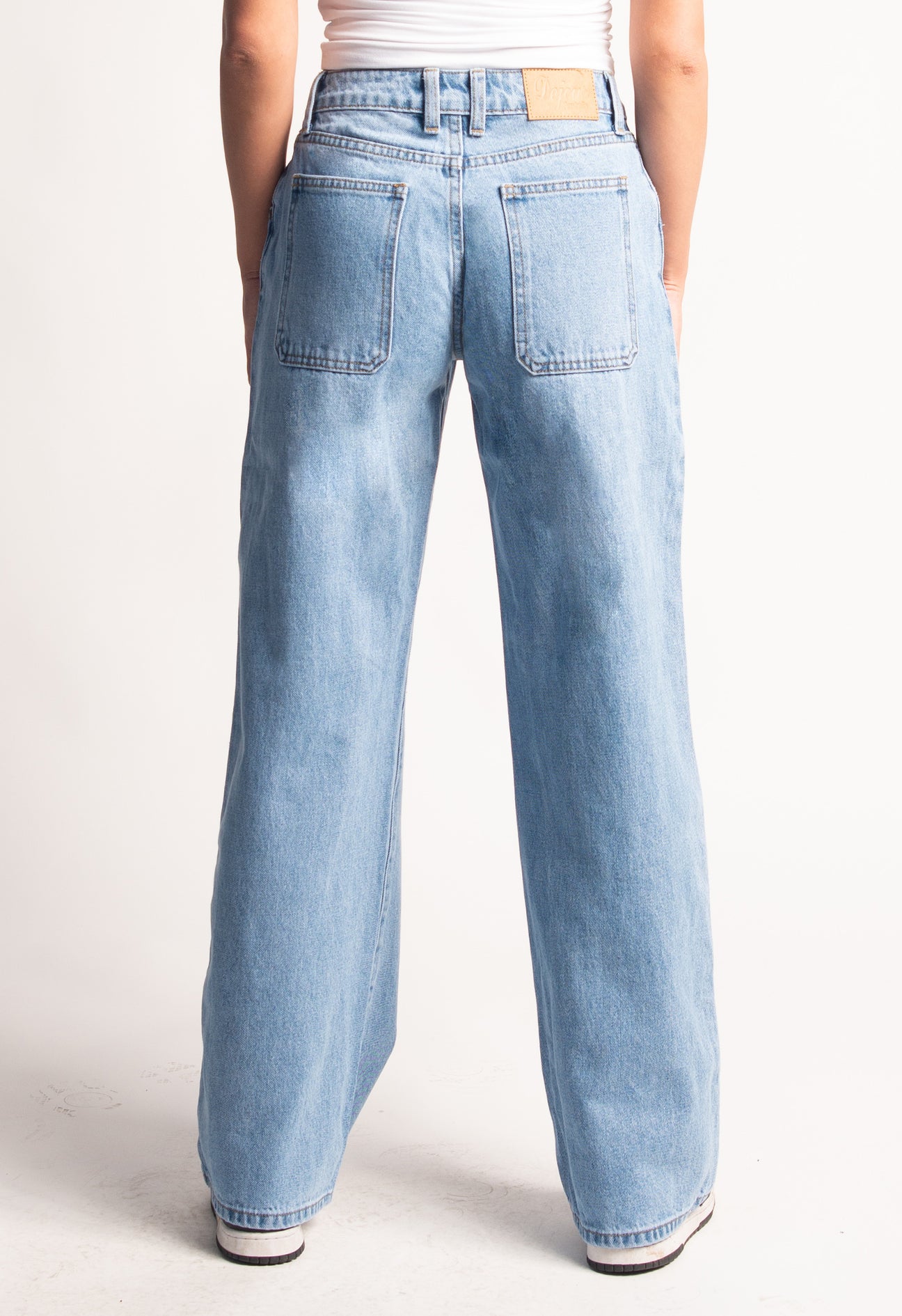 Maya Loose Leg Jeans – Dejour Jeans